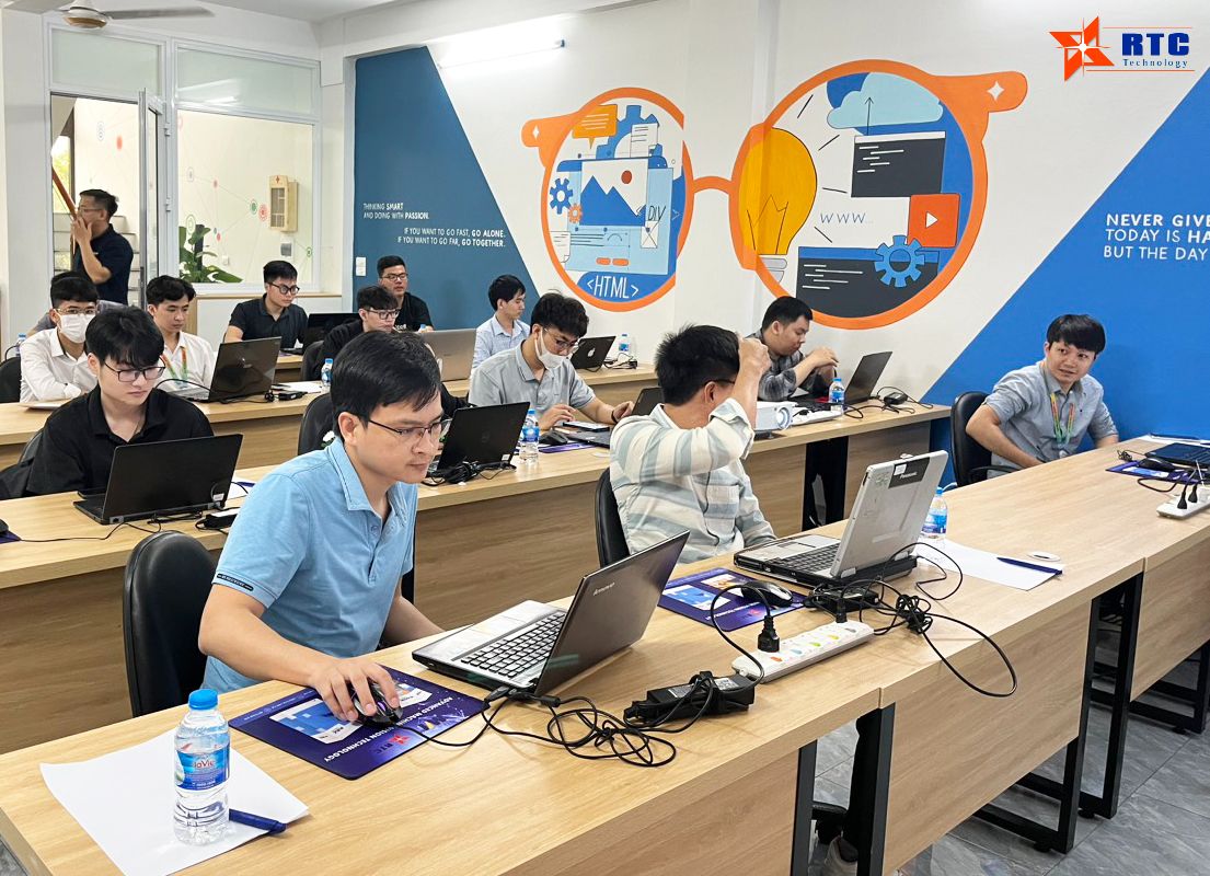 SỰ KIỆN "HALCON BASIC TRAINING"